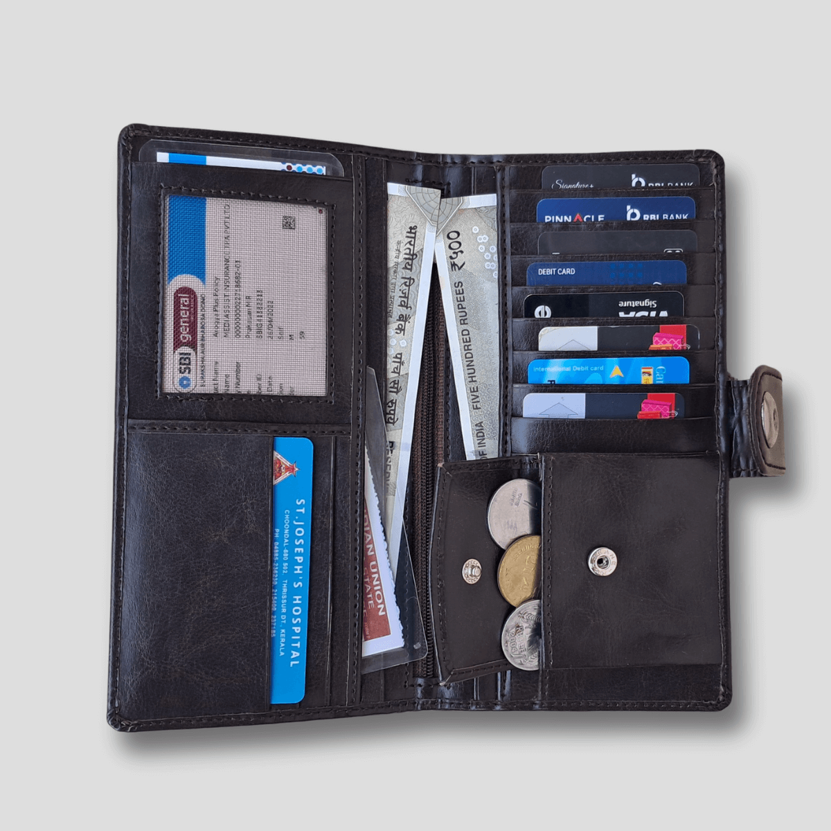 Quest Leather Bi-Fold Travel Wallet with Card Slots – Arte Quest